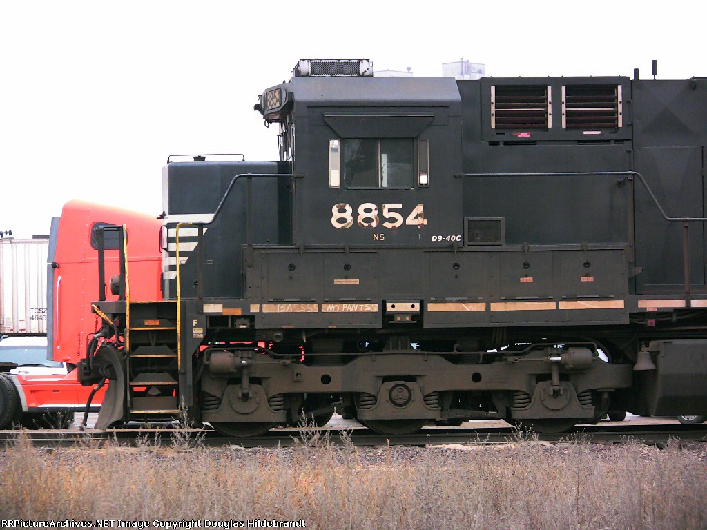 NS 8854